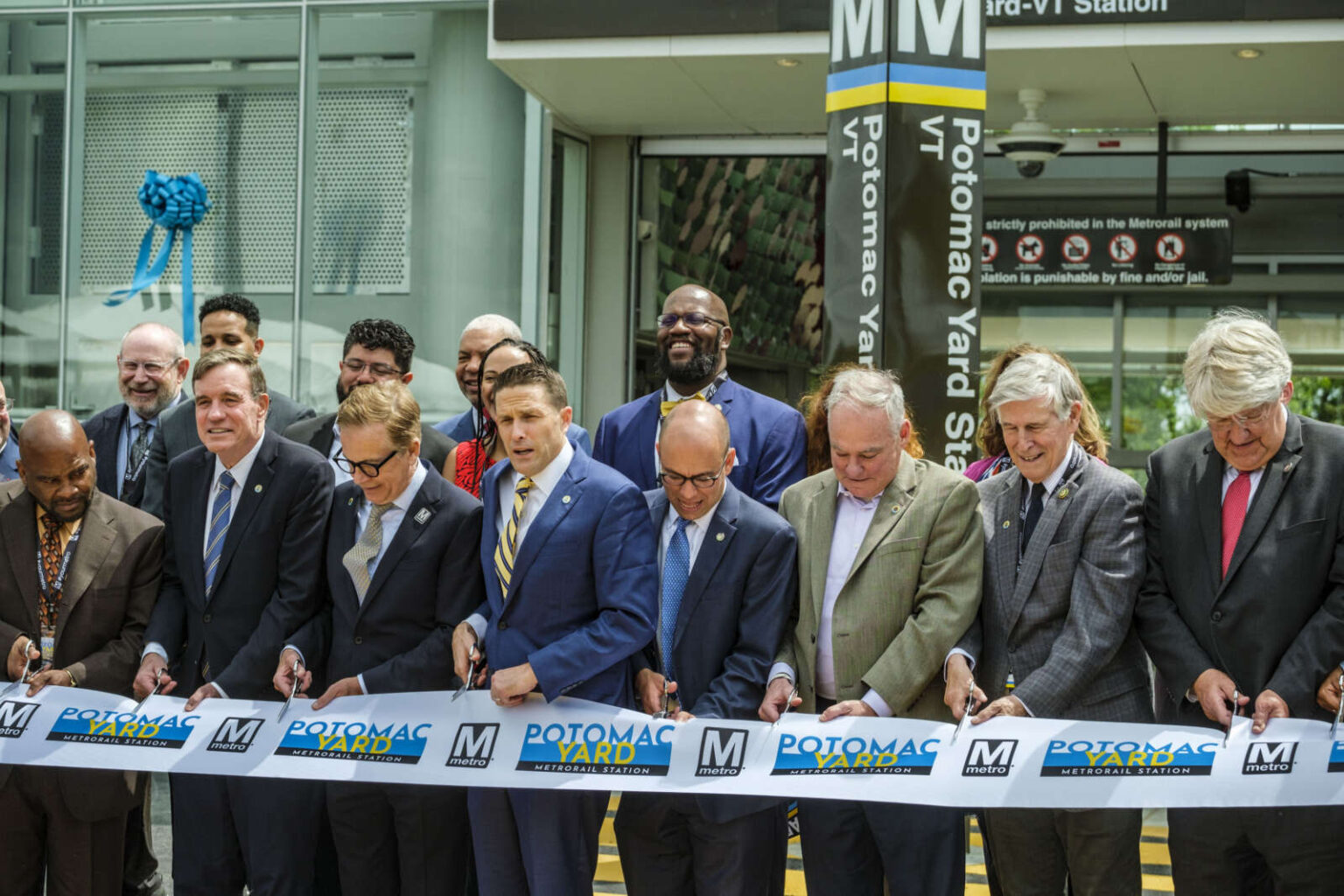 JUST IN: Long-awaited Potomac Yard Metro opens station in Alexandria ...