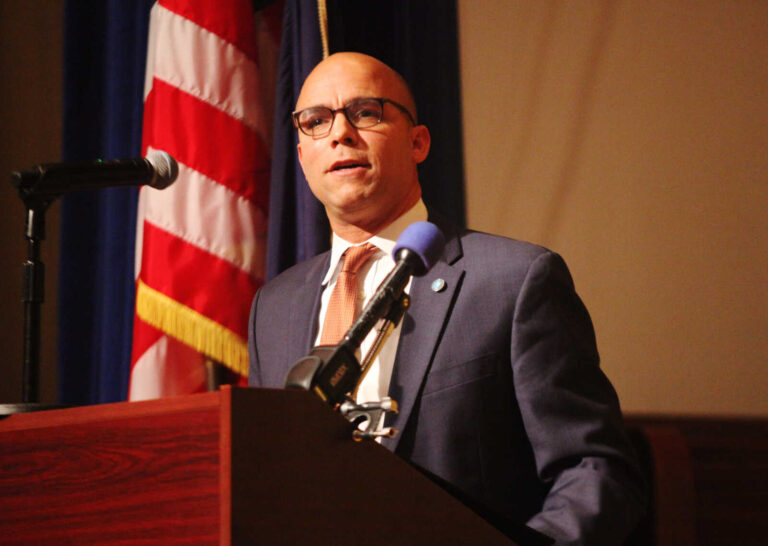 Alexandria Police Chief Tarrick McGuire sworn in and unveils ‘100 Day ...