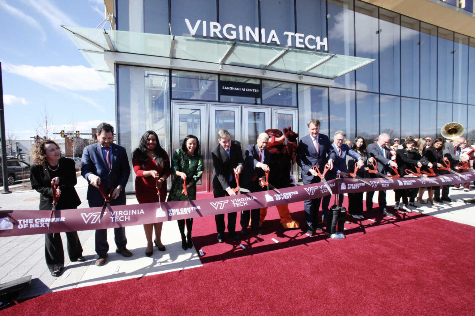 Virginia Tech Innovation Campus celebrates grand opening in Potomac ...