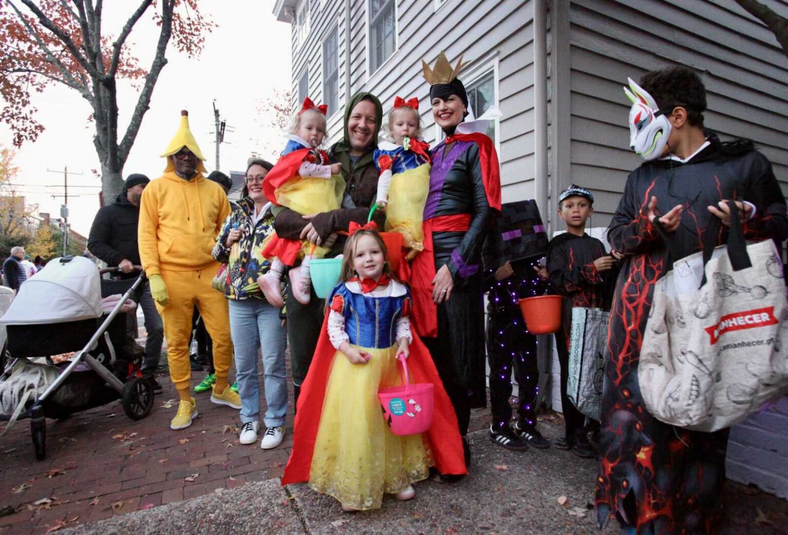 See ALXnow’s spooky Halloween photos of Lee Street in Old Town | ALXnow