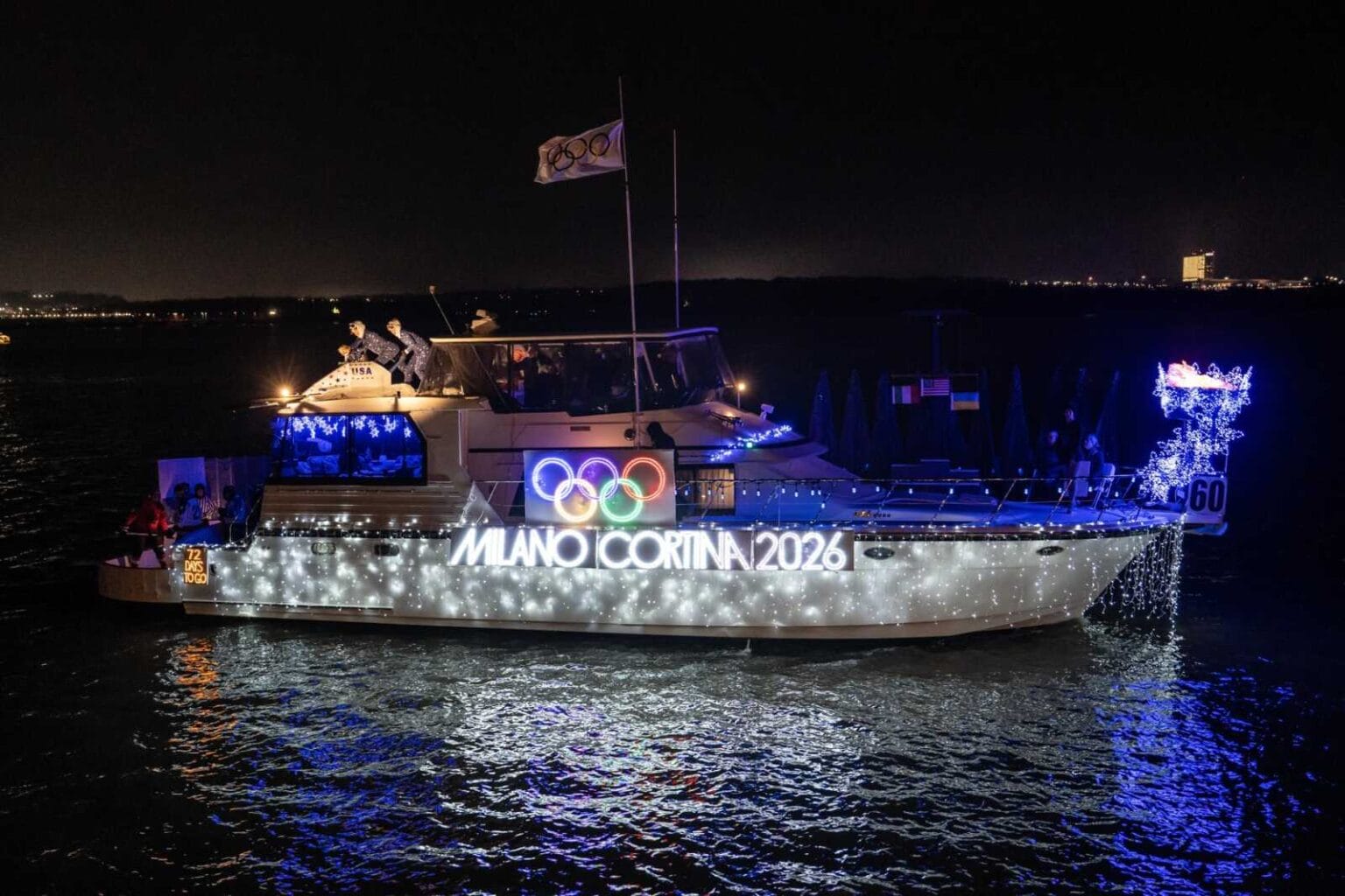 ‘Pink Pony Club’ and ‘Santa Jaws’: Holiday Boat Parade announces 2025 ...