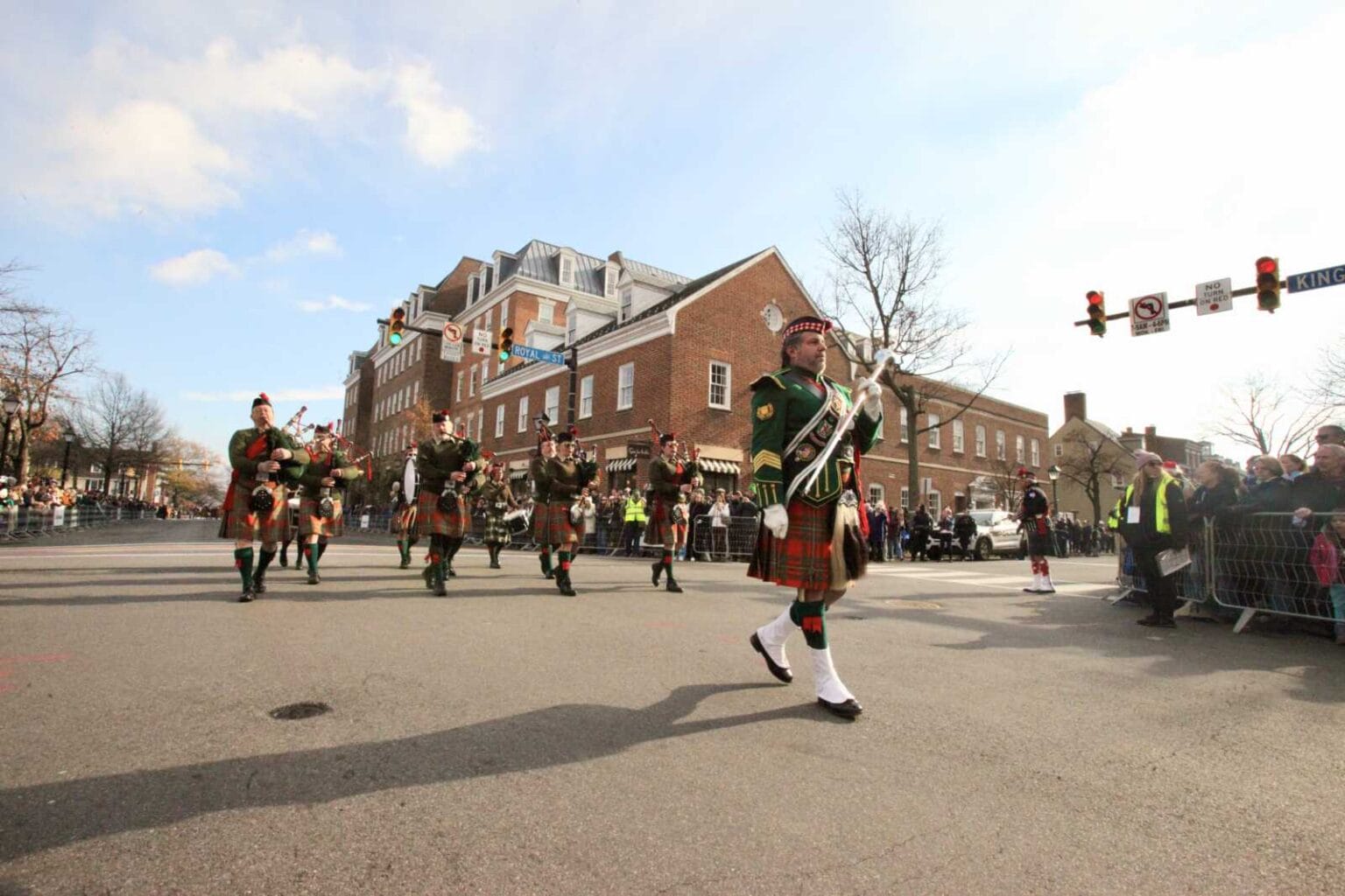 PHOTOS: Don’t miss ALXnow’s coverage of the Scottish Christmas Walk ...