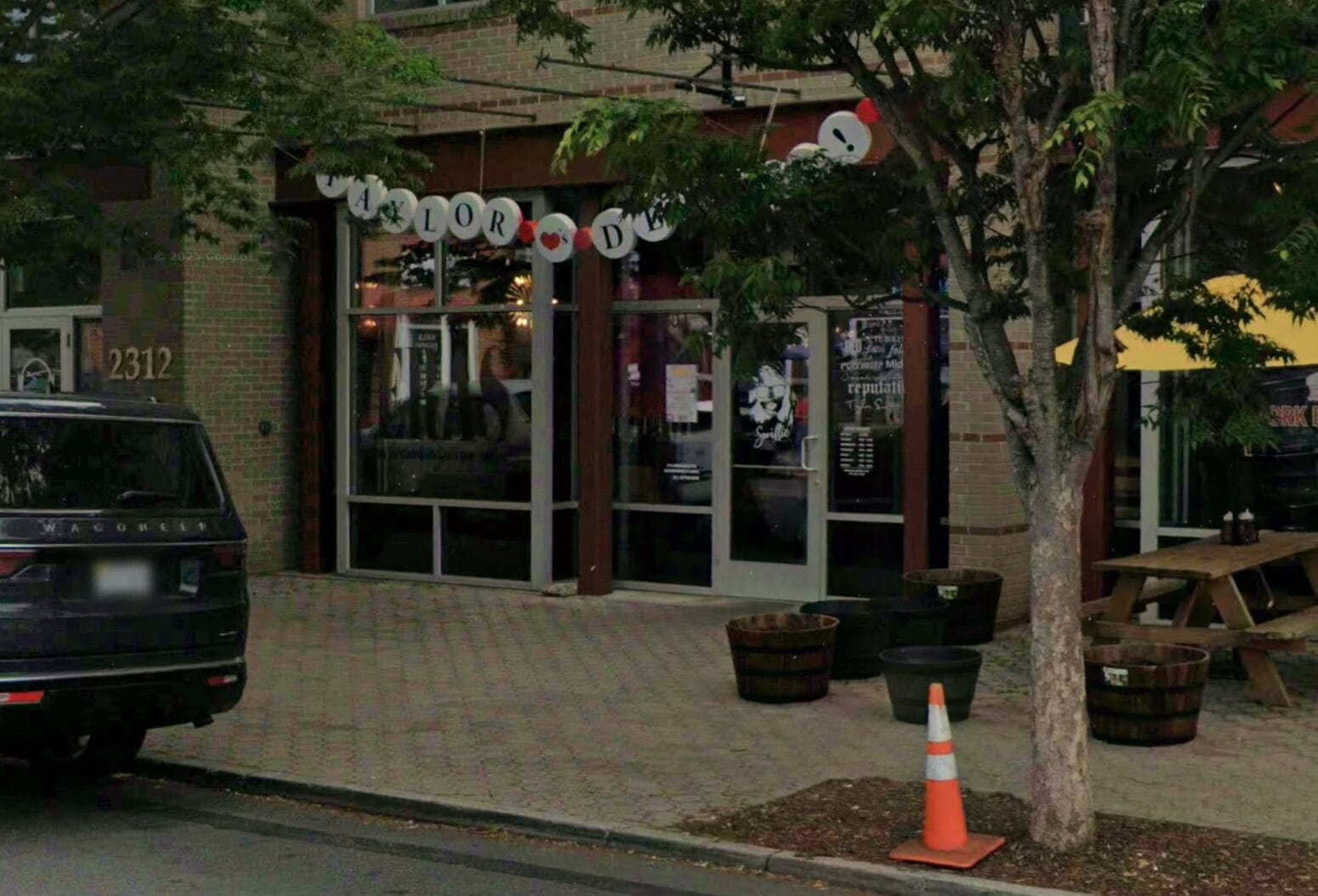 New ‘Dive Bar’ theme coming to Del Ray’s Pop-Up Bar later this month ...
